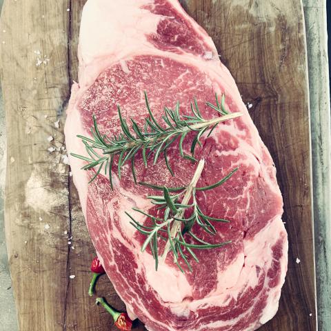 Rotes Fleisch und Wurst sind laut neuester Studie rehabilitiert ...